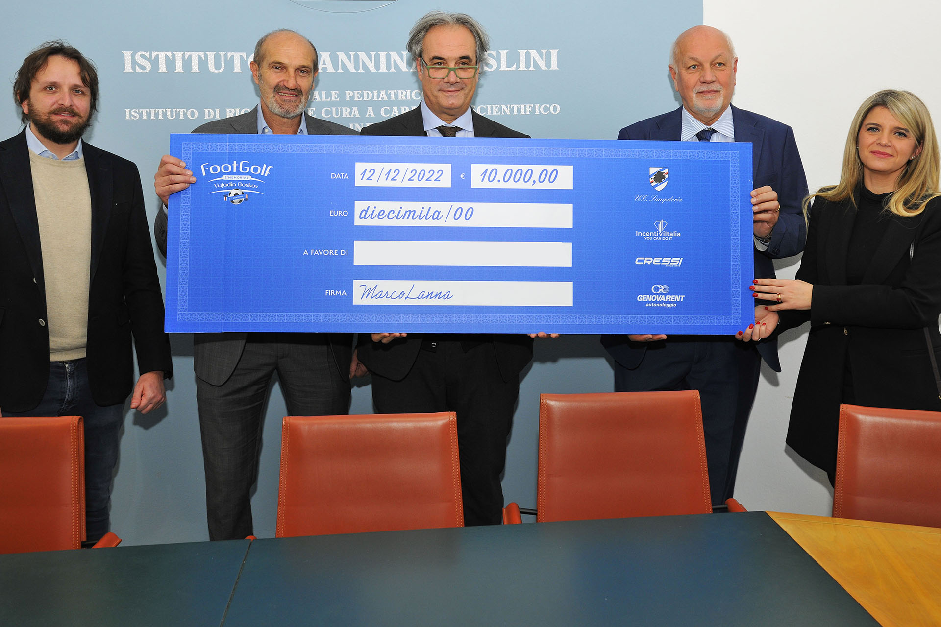 Samp for People: video laryngoscope donated to Gaslini hospital - U.C ...