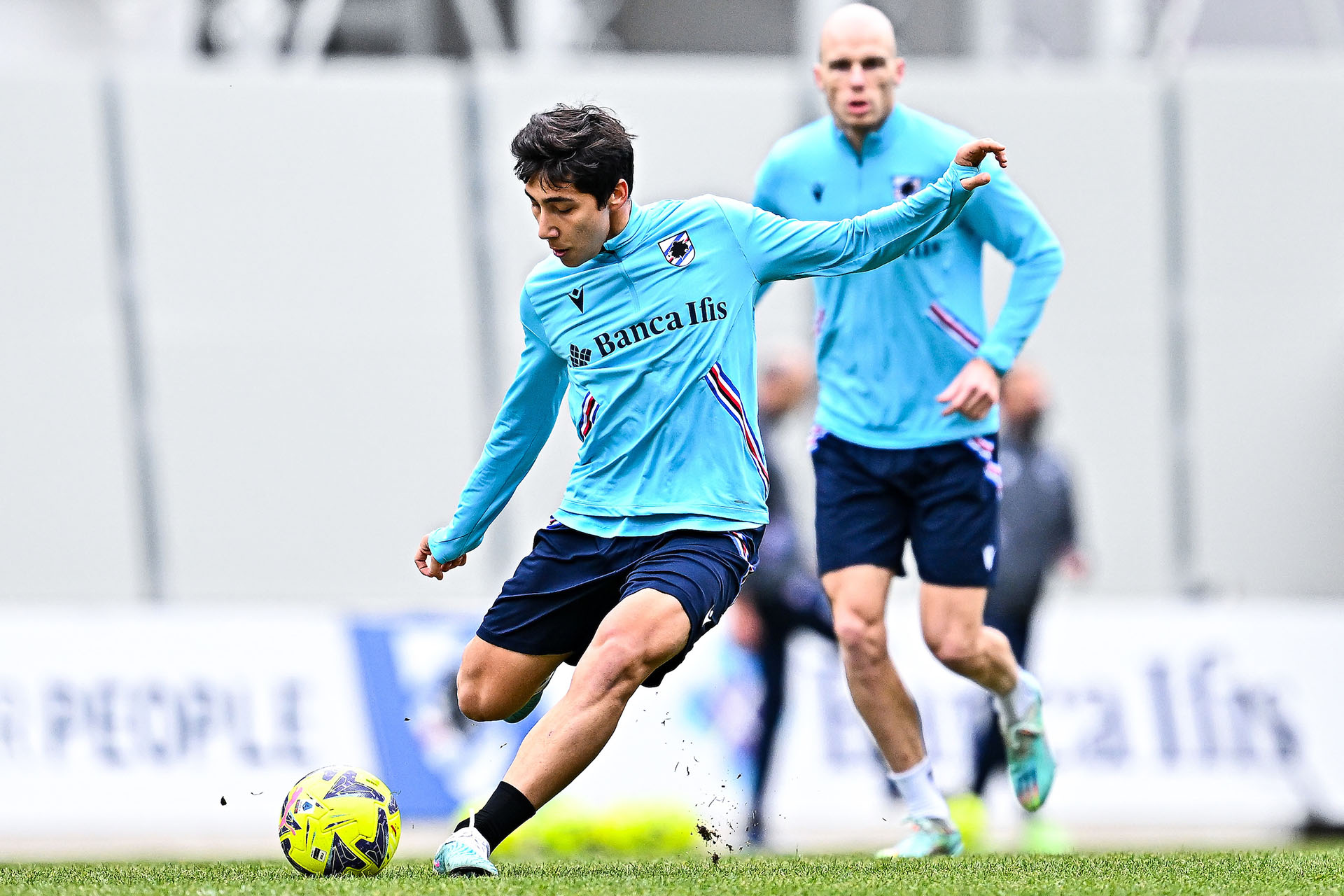 Ilkhan trains for first time - U.C. Sampdoria