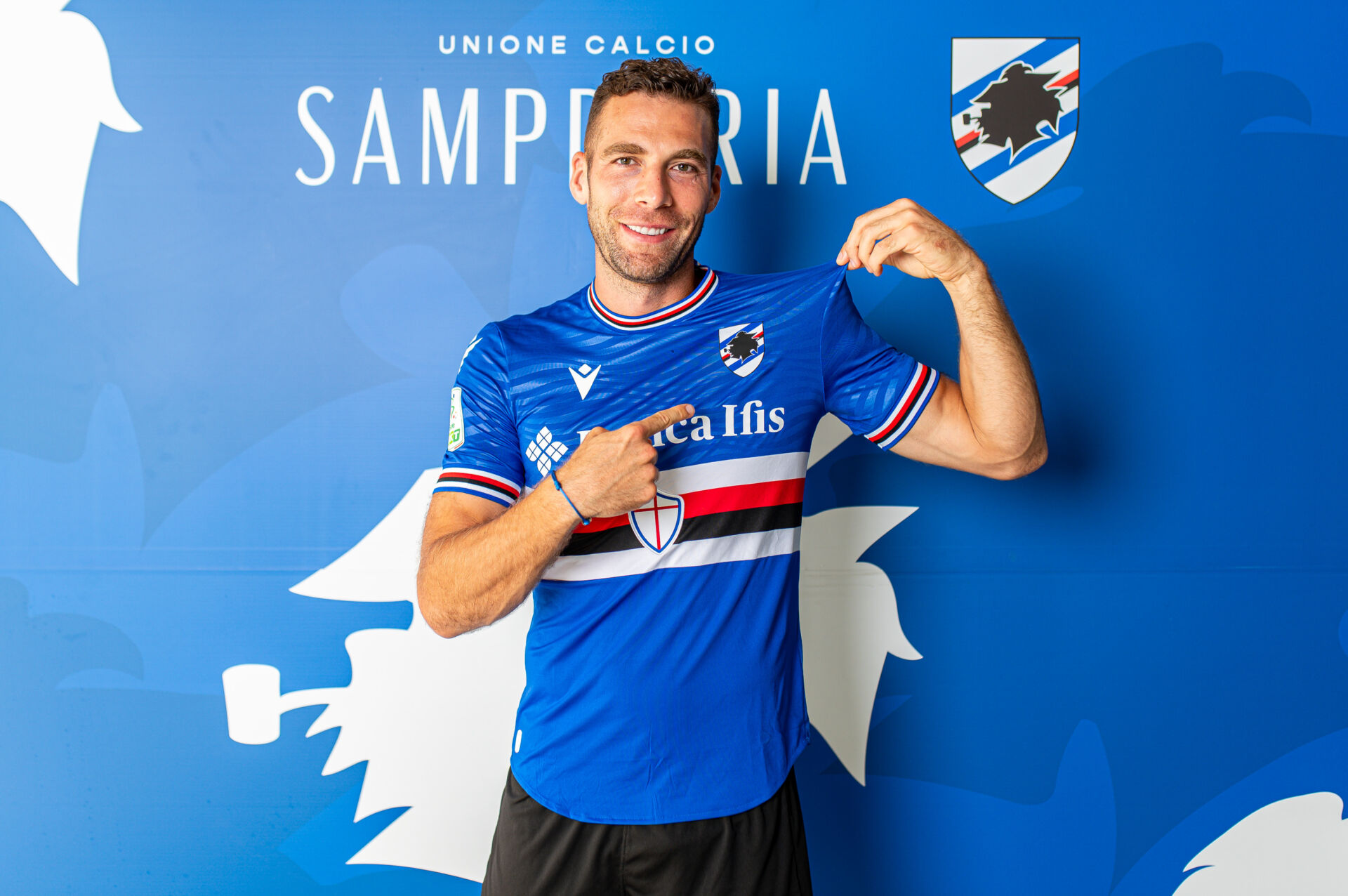 Kasami è blucerchiato: contratto fino al 30 giugno 2024 - U.C. Sampdoria