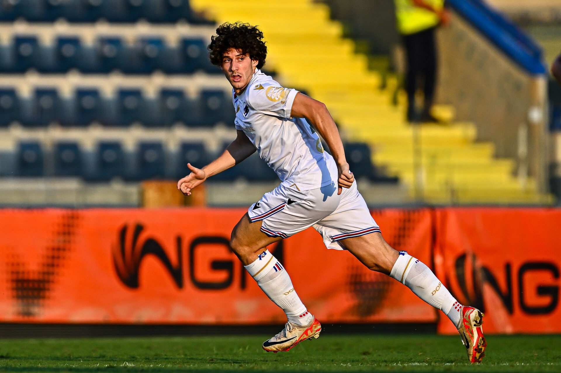 Girelli ceduto alla Salernitana a titolo temporaneo con opzione - U.C ...